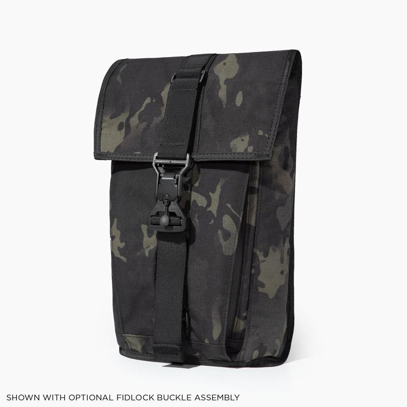 The Spar Sling Bag in Black Camo w Cobra Buckle – (ME•CHAN•IC)/bicycle ...